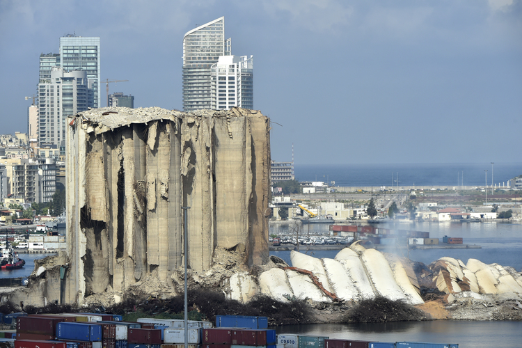 Liman patlamasının üzerinden 2 yıl geçti - YENİ ASYA