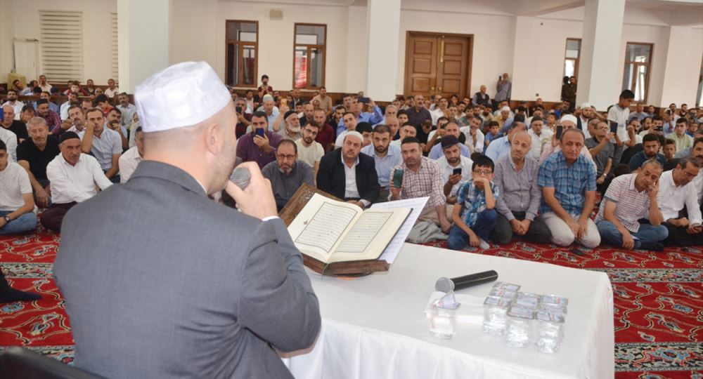 Kur’an-ı Kerim’i güzel okumak için yarıştılar - YENİ ASYA Kur’an-ı Kerim’i güzel okumak için yarıştılar - YENİ ASYA