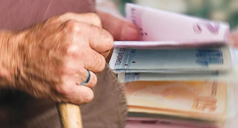 Emekli sadakaya muhtaç hale geldi - YENİ ASYA