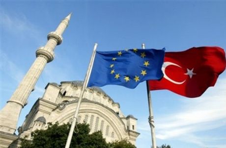 İSVEÇ BÜYÜKELÇİSİ: Türkiye, AB’ye çok yakınlaştı - YENİ ASYA