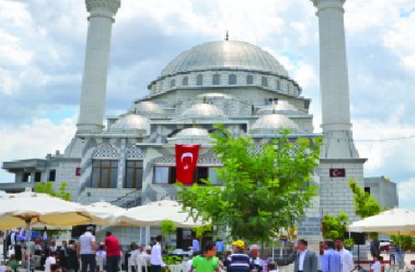 Hisar Camii ibadete açıldı - YENİ ASYA